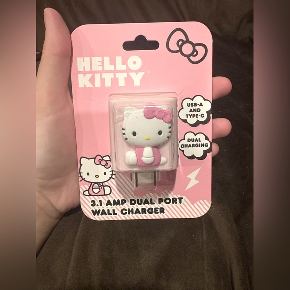 Hello Kitty | Cell Phones & Accessories | Hello Kitty Dual Port Wall ...